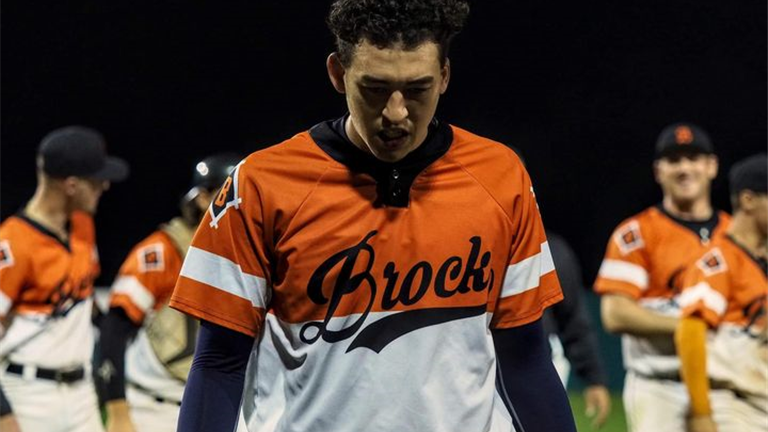 LE BROCK FORCE UN MATCH ULTIME, LES EXPOS EN AVANCE – LE MONDE DU SPORT